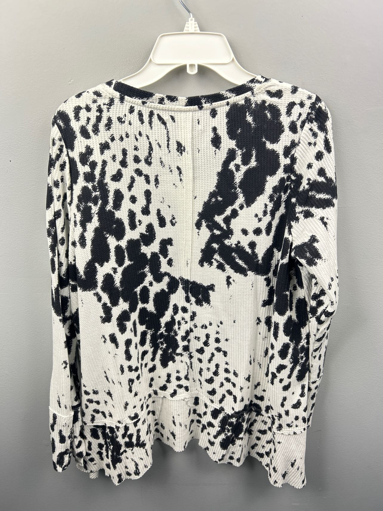 New Direction Black Long Sleeve – Michelles Hybrid Fashion